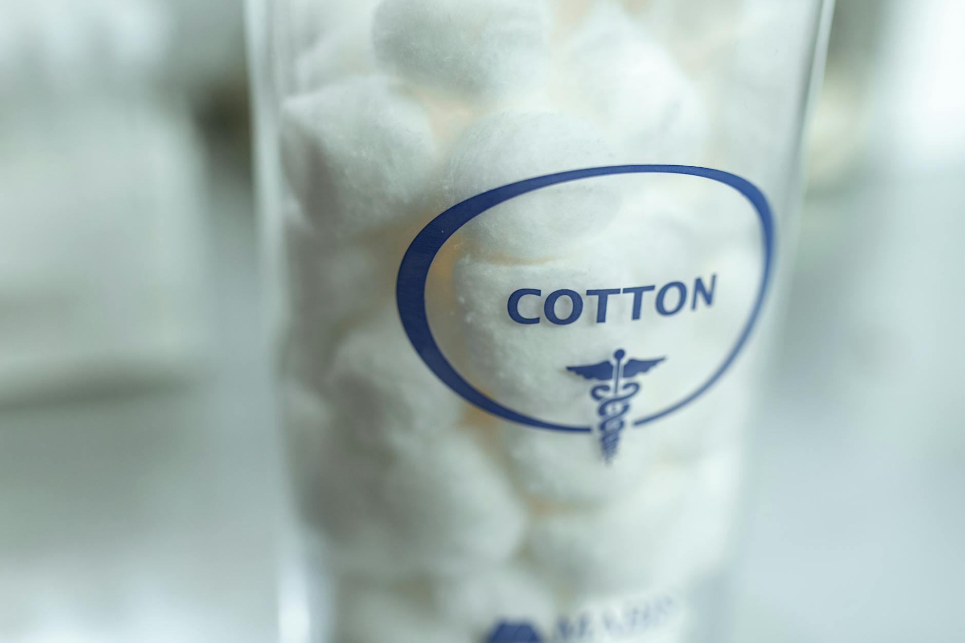 What’s the Best Chair Cushion for Dementia Patients in Restraint-Free ...